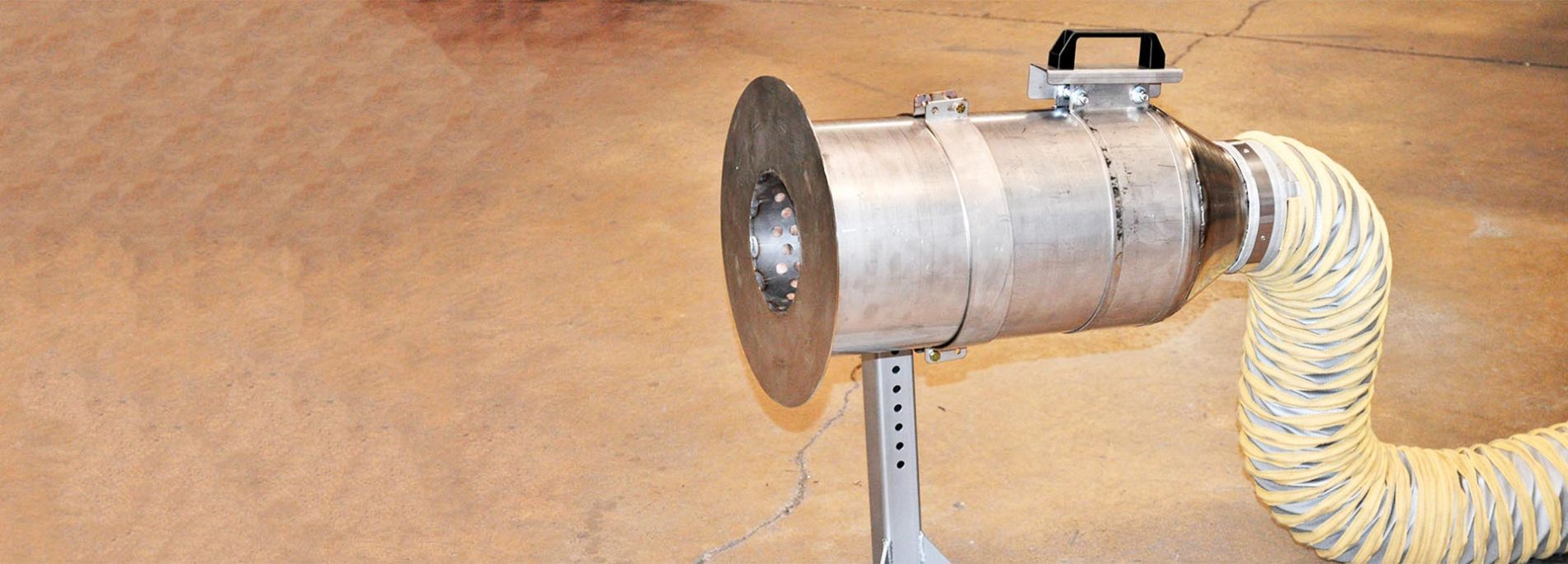 vehicle-exhaust-inside-hero - CAR-MON Products Inc.